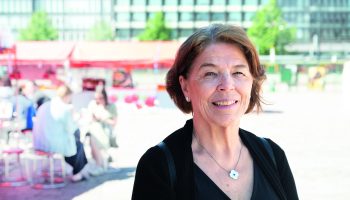 ”Sain tappouhkauksia ja vaikka mitä” – Superin Paavola kertoo uransa ...