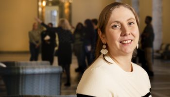 Anette Karlsson halusi aloittaa eduskunnassa rakentavasti – ”Hallitus ...
